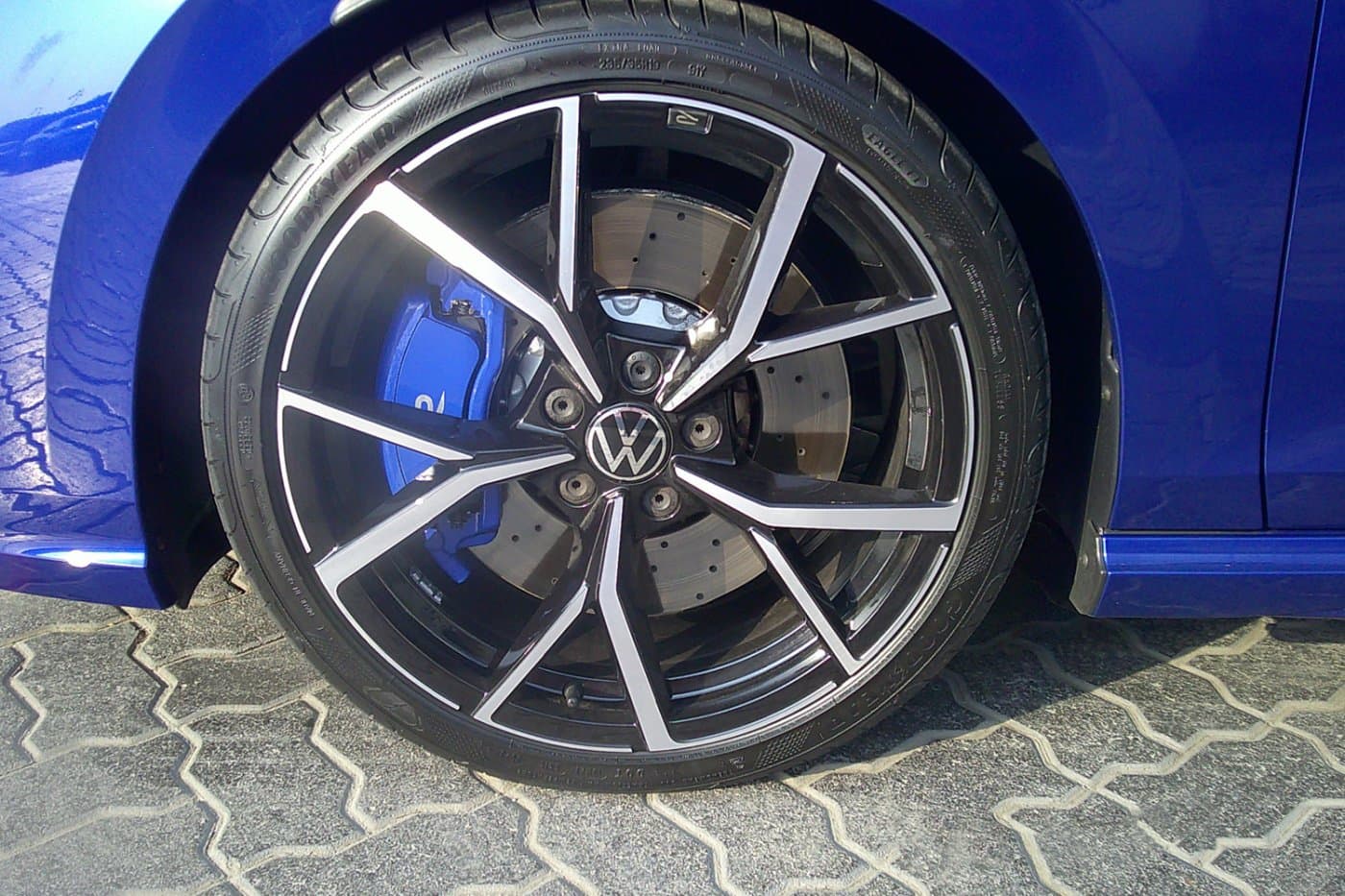 Volkswagen Golf R 2023 | Blue | Volkswagen Certified | Dubai